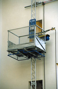 Beta Max - Max Climber 1000 Self Erecting Material Hoist