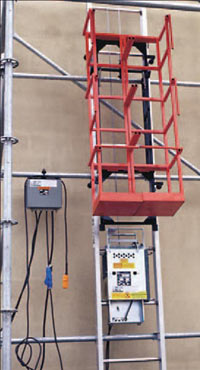 Maxial Track Scaffold Hoist - Scaffold Erection Equipment